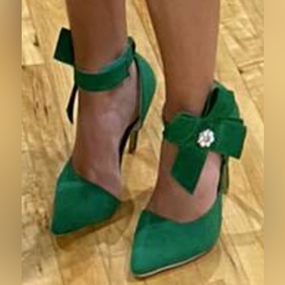 MMJULY | Shoes | Green Felt Bow Heels | Poshmark